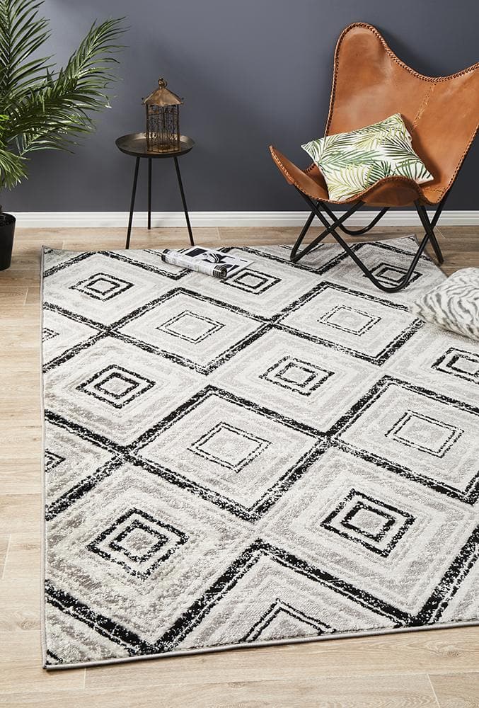Sabrina Geo Diamonds - Grey Black - Rugs Plus Online